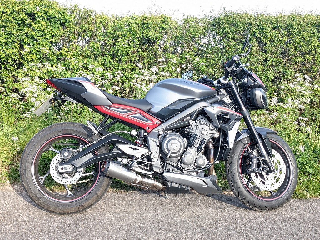 Street Triple R Review (from the perspective of a new rider) - Street ...
